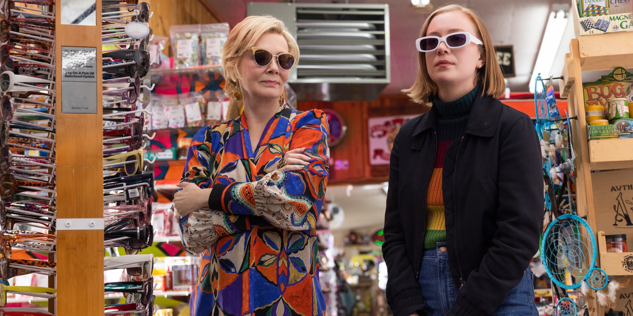 Hacks sezon 2 - błyskotliwy powrót hitowej komedii HBO Max [RECENZJA]