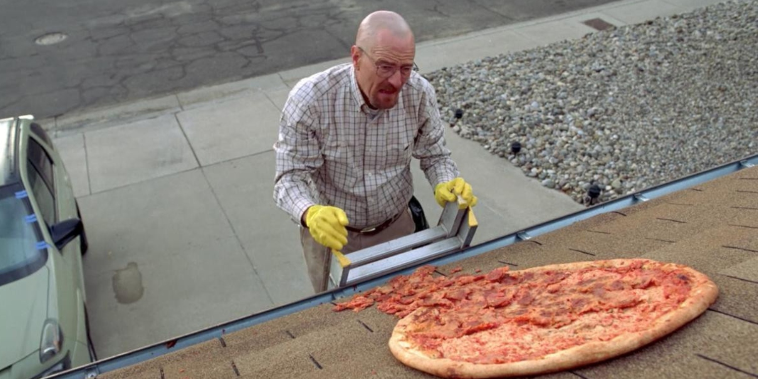 Breaking Bad - kulisy kultowej sceny. Jak kręcono rzucanie pizzą na dach?